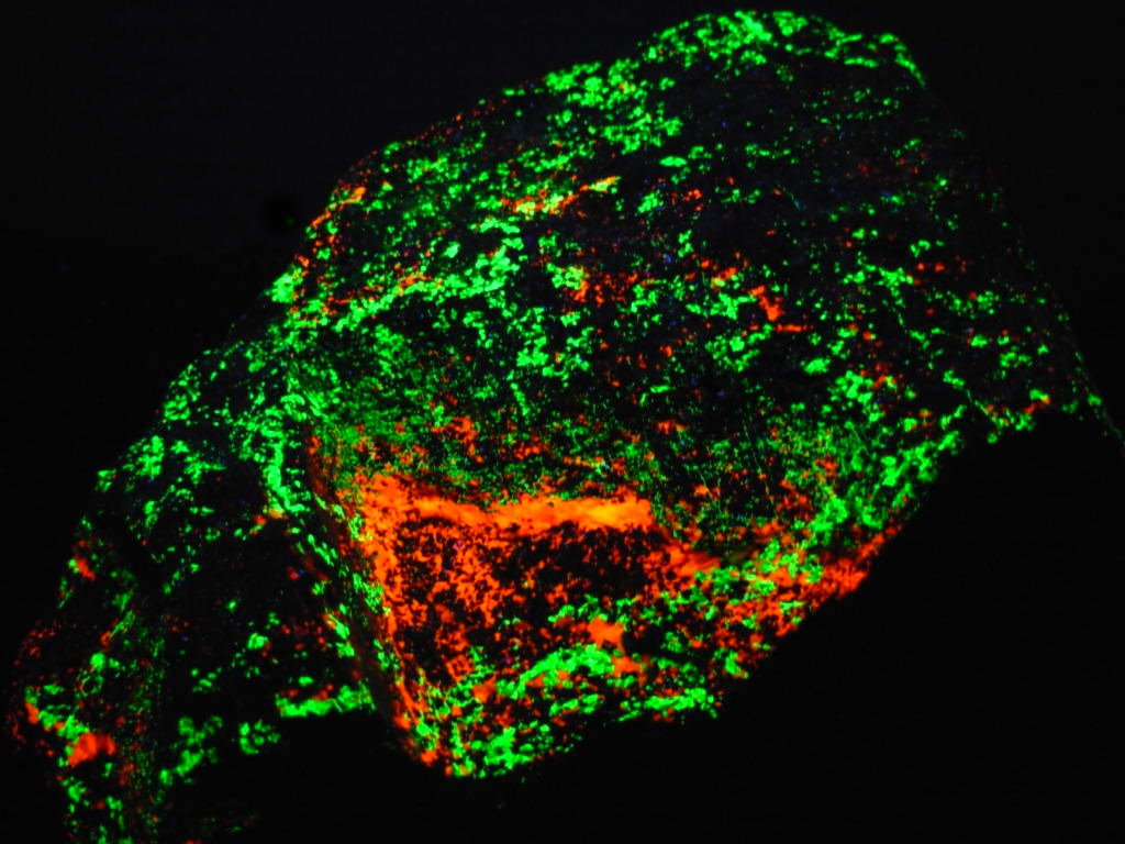 Fluorescent Minerals – Spirit Rock Shop