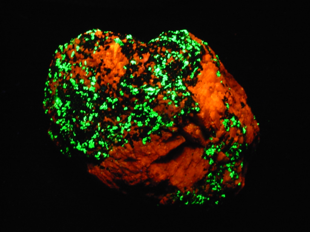 Fluorescent Minerals – Spirit Rock Shop